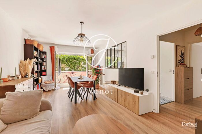 Appartement 3 pièces à Rueil-Malmaison, Rueil sur Seine, à vendre
