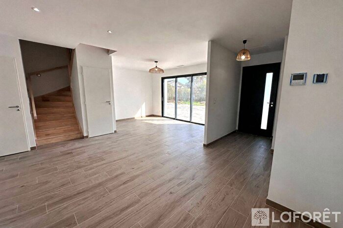 Maison à louer - Sud, Martignas-sur-Jalle - 4 pièces - 3 chambres