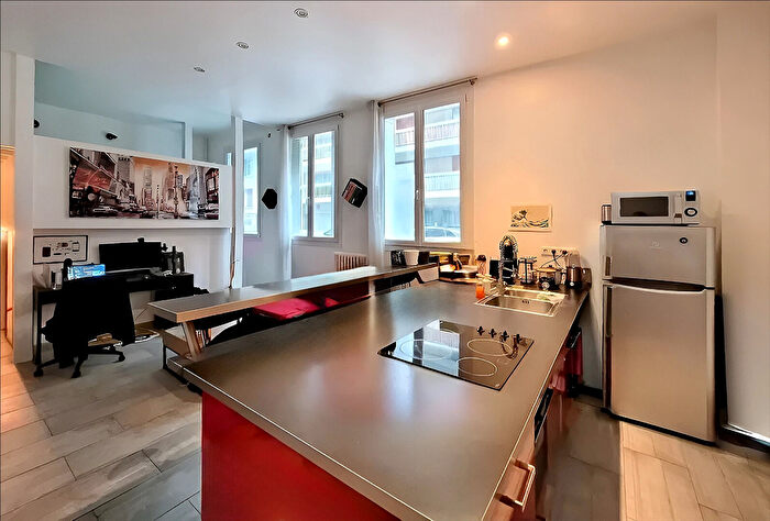 Appartement 1 pièce à vendre - Paris 16ème, Porte de Saint-Cloud, Auteuil-Sud