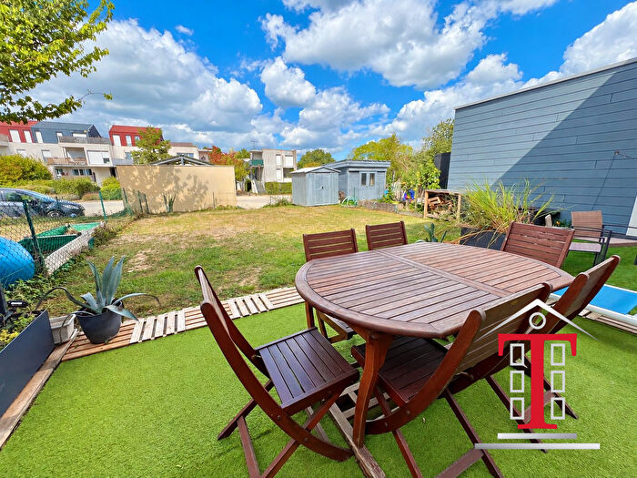 Maison 5 pièces à Avrillé, à vendre