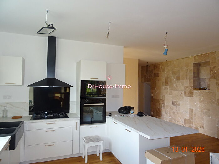 Maison à vendre - Laruscade - 6 pièces - 4 chambres