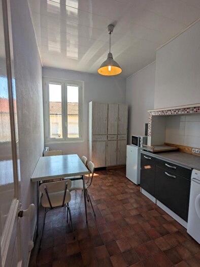 Appartement 2 pièces à Béziers, Champ de Mars, à louer