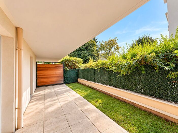 Tassin-la-Demi-Lune, Charles de Gaulle - Appartement 2 pièces à vendre