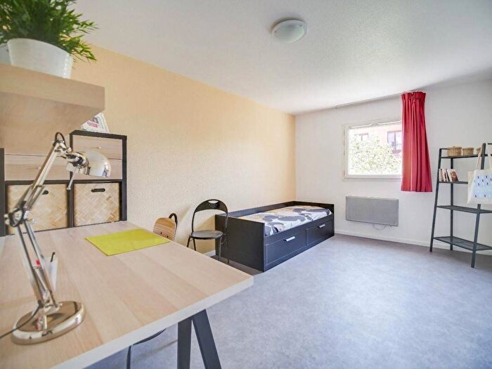 Appartement à louer - Centre Ville, Aix-en-Provence - 1 pièce