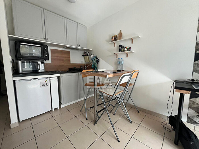 Appartement 1 pièce à louer - Saint-Nazaire, Nord