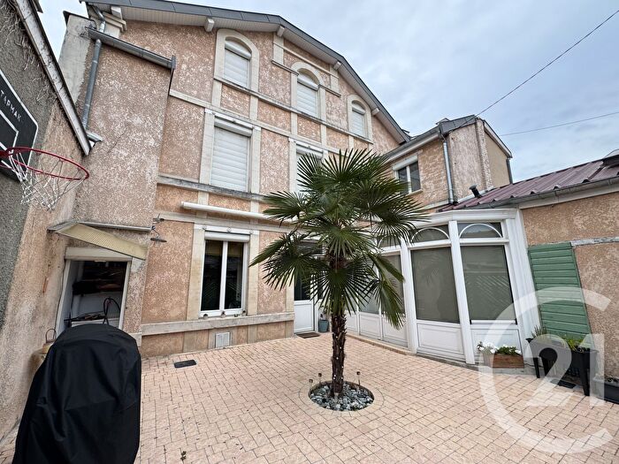Maison à louer - Reims, Neufchatel, Orgeval, Laon, Zola - 6 pièces - 4 chambres