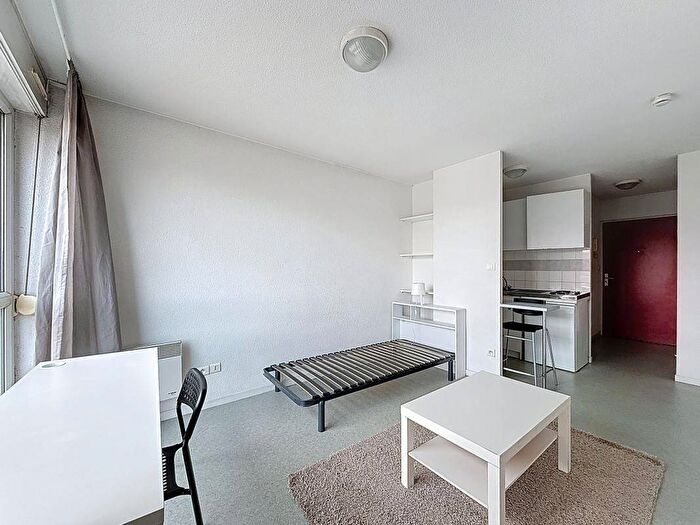 Appartement à louer - Saint Fiacre-Trois Maisons, Nancy - 1 pièce