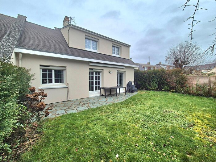 Maison à vendre - Rosny-sur-Seine - 5 pièces - 3 chambres