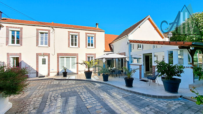 Maison 6 pièces à vendre à Pont-sur-Yonne