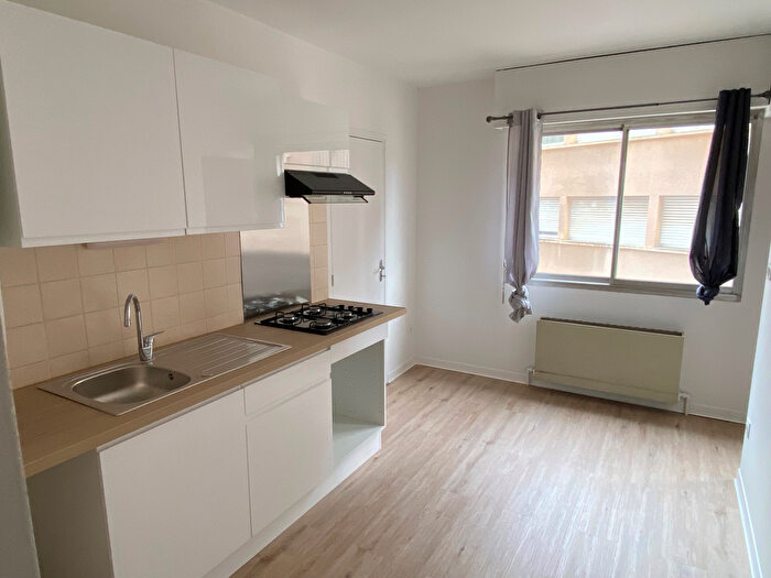 Appartement 2 pièces à Rodez, Gare, Le Faubourg, à louer
