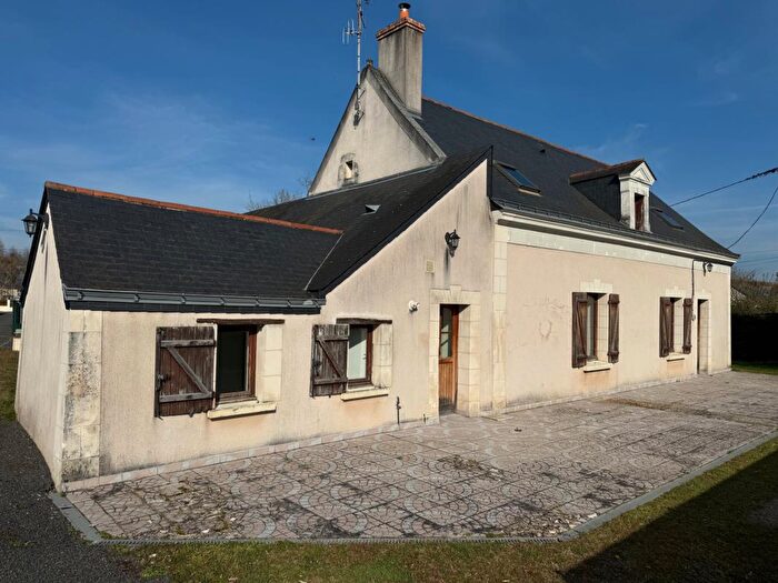 Maison à vendre - Beaufort-en-Vallée - 4 pièces - 3 chambres