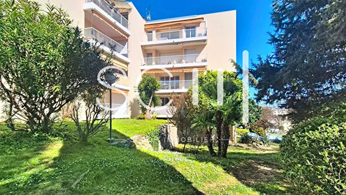 Appartement à vendre - Antibes, Rastines, Super Antibes, Laval, La Fontonne - 2 pièces - 1 chambre