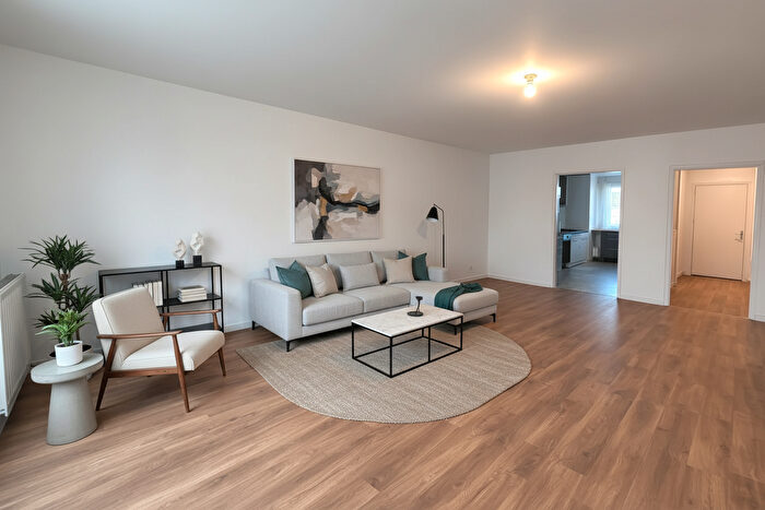 Appartement à vendre - Saint-Denis, République, Gare - 3 pièces - 2 chambres