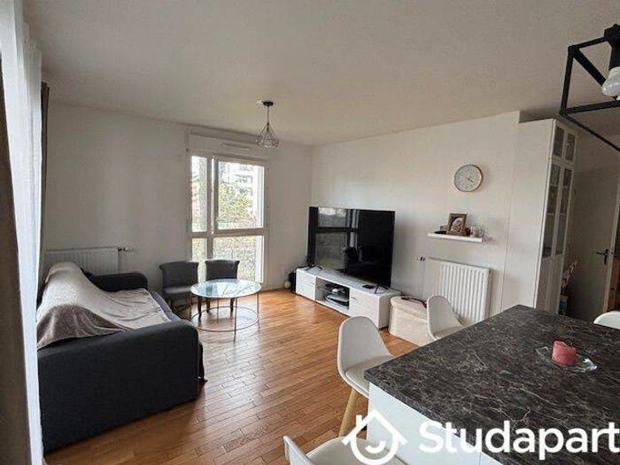 Appartement 4 pièces à Plateau-Grèves-Europe-Gare du Stade-Fossés Jean, Colombes, à louer