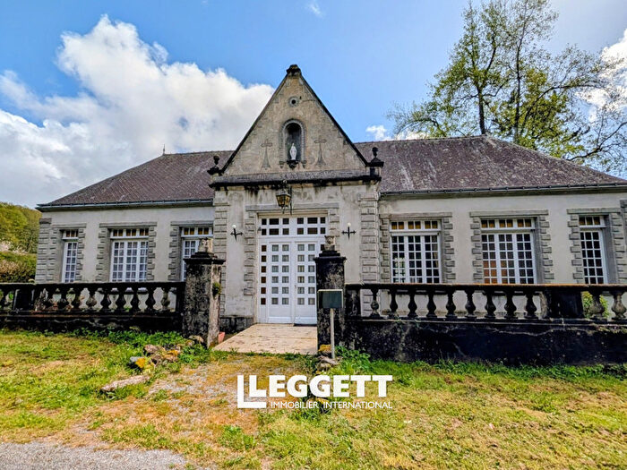 Plouray - Maison 8 pièces à vendre