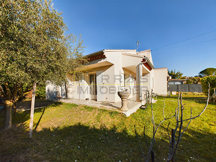 Maison à vendre - Valréas - 4 pièces - 3 chambres