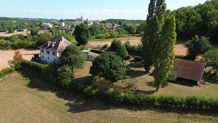 Maison à vendre - Saint-Paul-de-Loubressac - 7 pièces - 5 chambres