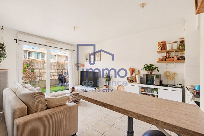 Appartement 2 pièces à vendre à Lyon 8ème, Grand Trou, Moulin à vent, Petite Guille