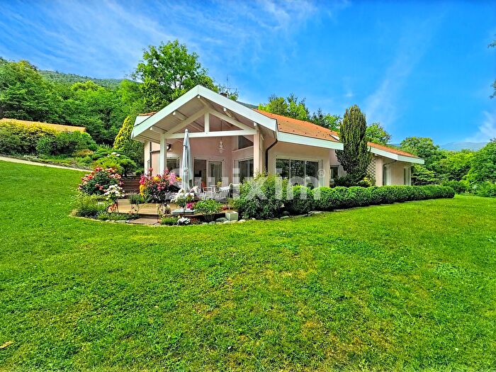 Maison 5 pièces à vendre à Échenevex