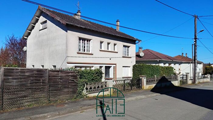 Maison à vendre - Saint-Junien - 5 pièces - 4 chambres