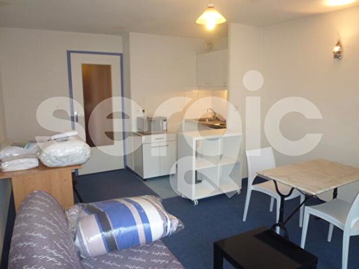 Olivet, Larry, Coin Rond, Lorette : Appartement 1 pièce à louer