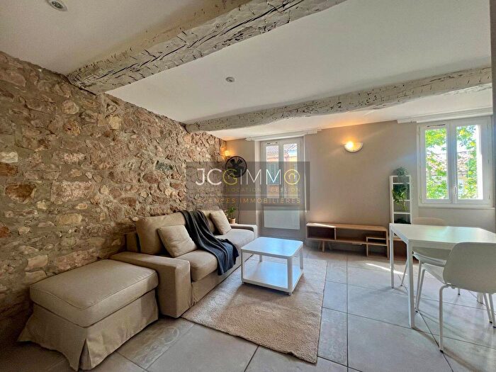 Appartement à louer - Puget-Ville - 1 pièce