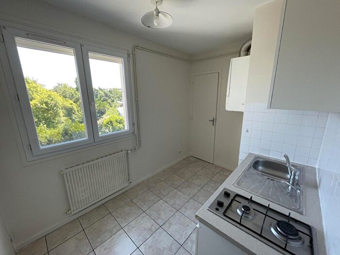 Appartement à louer - Clermont-Ferrand, Montferrand - 1 pièce