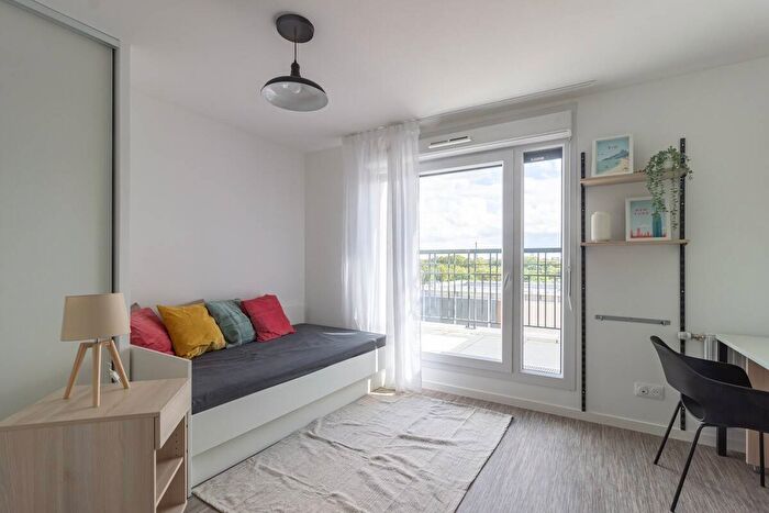 Appartement à louer - Centre Ville, Suresnes - 1 pièce