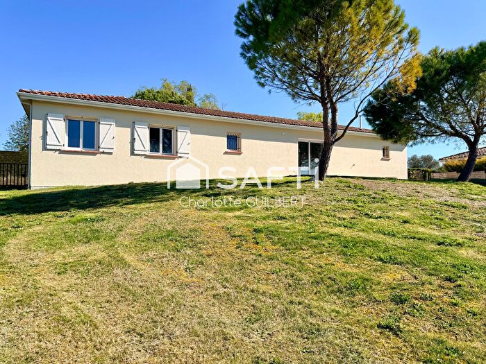 Maison à vendre - Sauvagnas - 5 pièces - 4 chambres