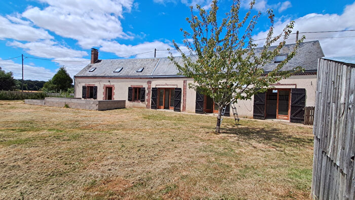 Maison 7 pièces à Dangeau, à vendre