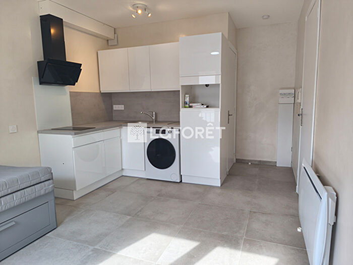 Appartement à louer - Arles, Centre-ville - 1 pièce