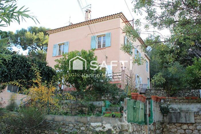 Maison à vendre - Cassis - 7 pièces - 4 chambres