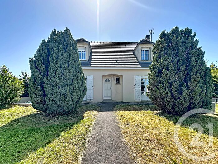 Maison 6 pièces à vendre à Le Pavillon-Sainte-Julie