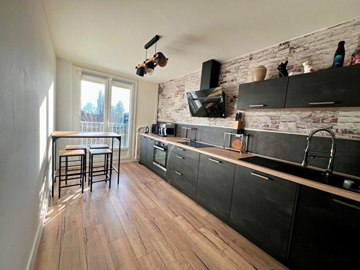 Appartement à vendre - Chevigny-Saint-Sauveur - 4 pièces - 3 chambres