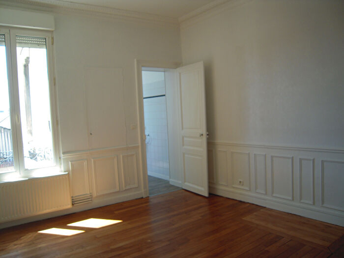 Reims, Centre-ville : Appartement 2 pièces à louer