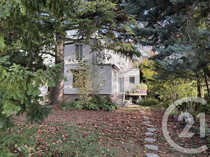 Maison à vendre - Saint-Maur-des-Fossés, Vieux-Saint-Maur - 6 pièces - 3 chambres