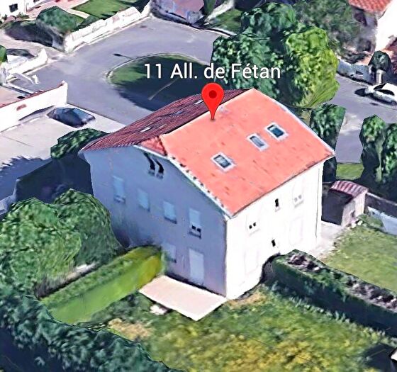 Appartement à louer - Bourg, Genas - 3 pièces - 2 chambres