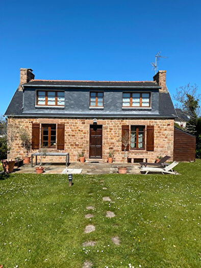 Maison à vendre - Trégastel - 5 pièces - 3 chambres