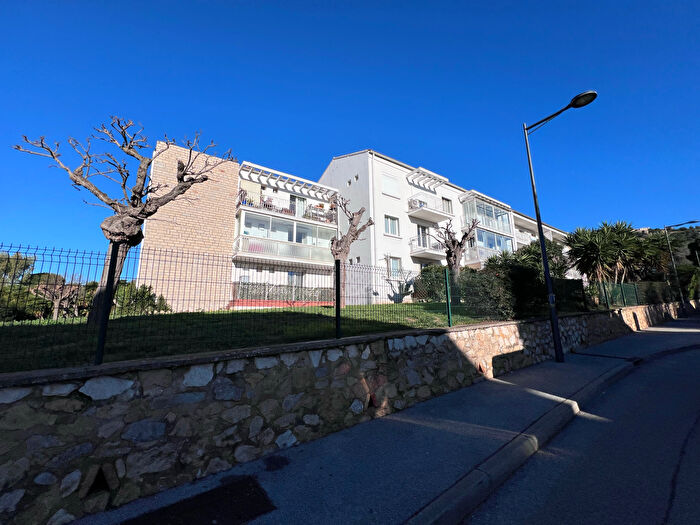 Appartement à vendre - Six-Fours-les-Plages, Roumagnan, Talian, Audibert, Verger - 3 pièces - 2 chambres
