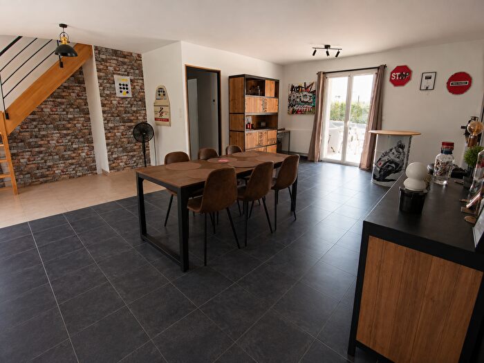 Maison 6 pièces à vendre à Loué
