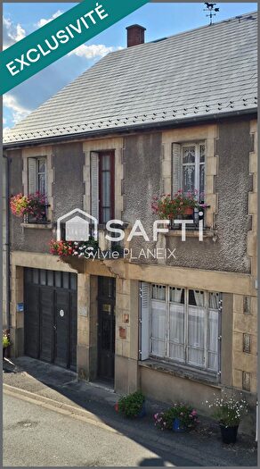 Giat : Maison 11 pièces à vendre