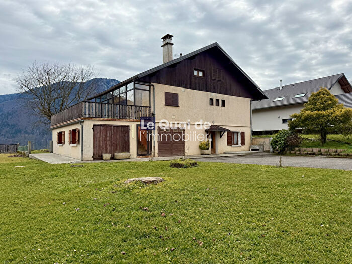 Maison à vendre - Châteauneuf - 8 pièces - 5 chambres