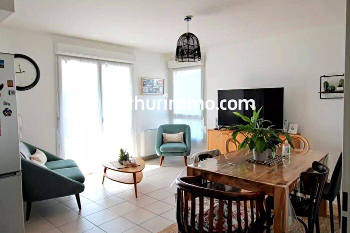 Appartement à louer - Parc des Sports, Savigny-le-Temple - 2 pièces - 1 chambre