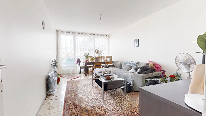 Appartement à vendre - Saint-Étienne, Saint-Roch, Vivaraize, Valbenoite, Centre Deux - 2 pièces - 1 chambre