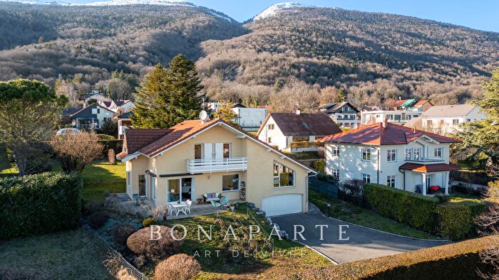 Maison à vendre - Échenevex - 7 pièces - 4 chambres