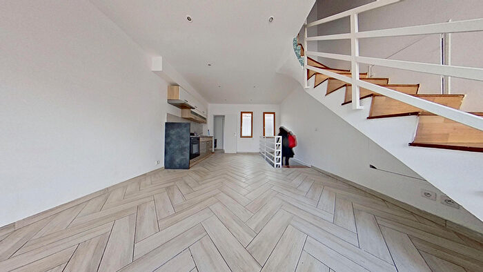 Appartement à louer - Malakoff, Maison de lEnfant, Guy Moquet - 3 pièces - 2 chambres