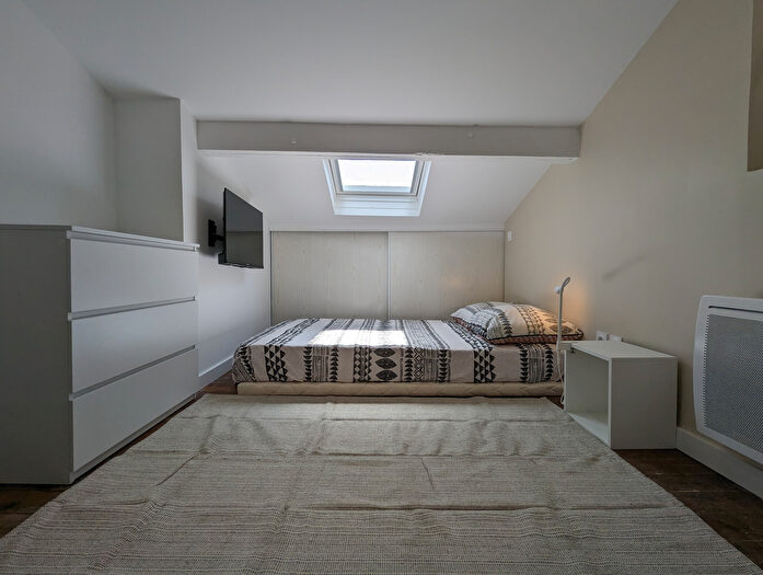 Appartement à louer - Auch, Faubourgs - 1 pièce - 1 chambre