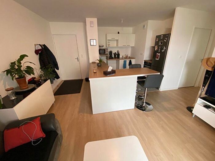 Saint-Cyr-sur-Loire, La Ménardière : Appartement 3 pièces à louer