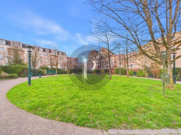 Appartement à vendre - Le Plessis-Robinson, Herriot - 3 pièces - 2 chambres