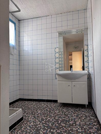 Maison à vendre - Barcelonne-du-Gers - 7 pièces - 5 chambres